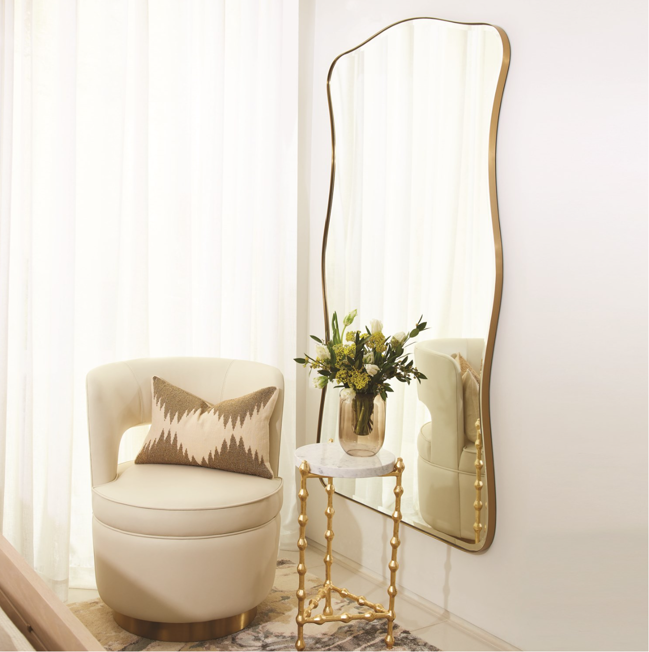 Charlotte Mirror – Ashley Childers