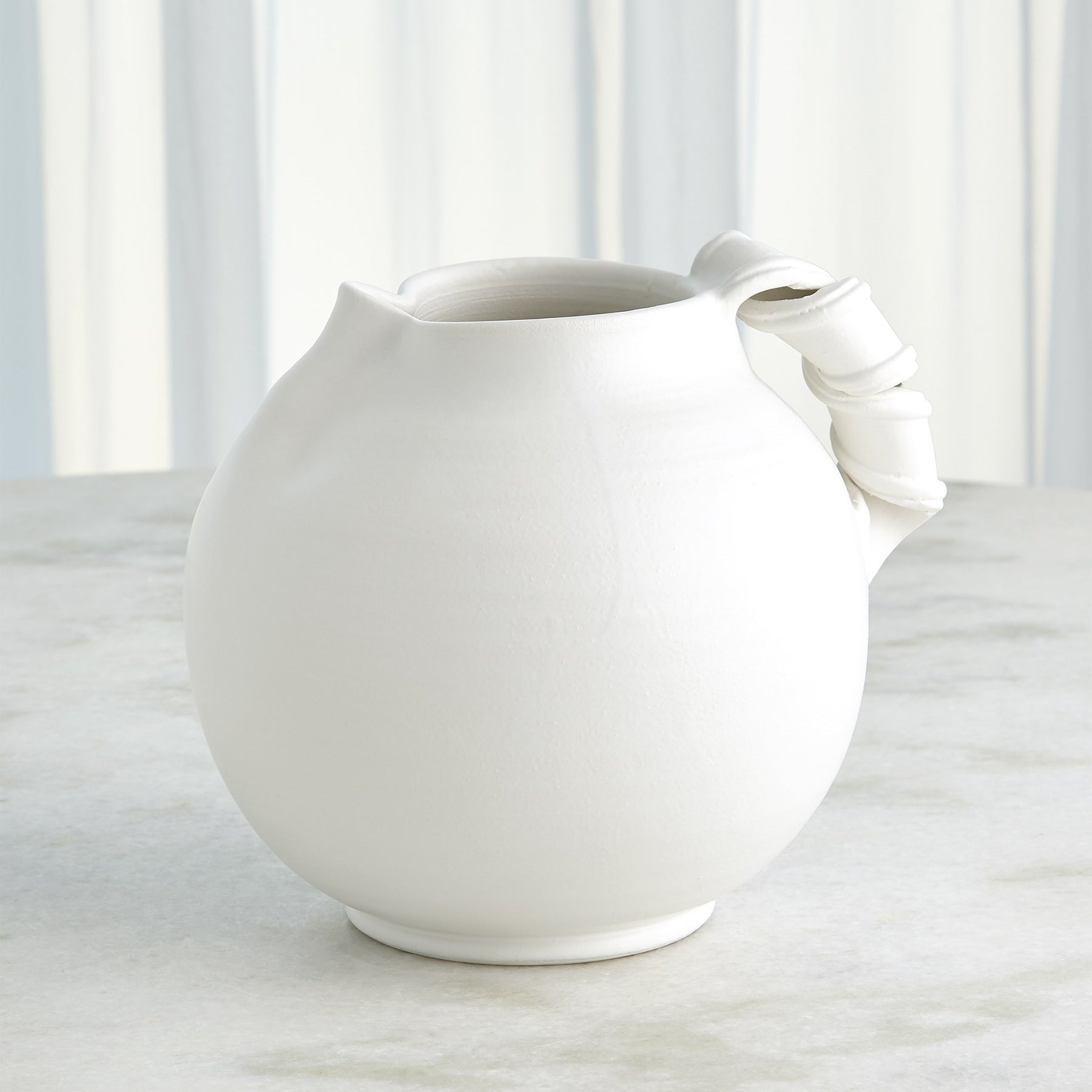 Curt Pitchers – Ashley Childers